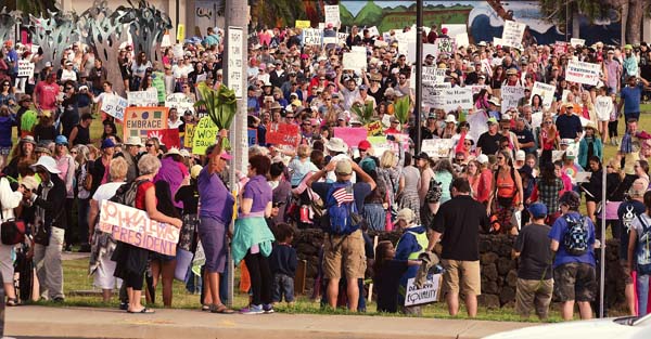 Marching into history: Peaceful protest — Maui style | News, Sports ...